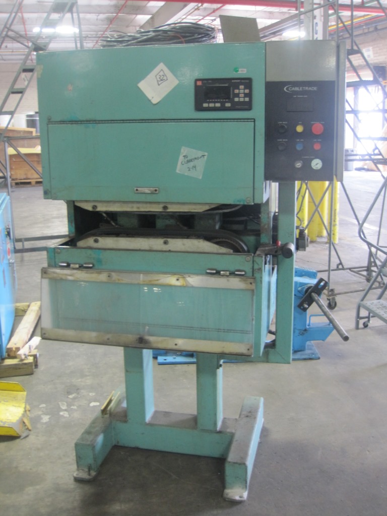 12" Cabletrade Industries Pedestal Mounted Caterpuller,