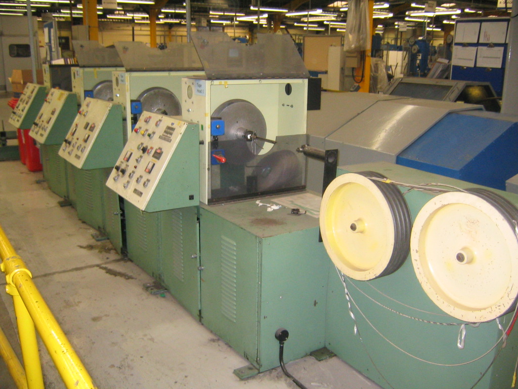 15" USM Concentric Taping Line, 4 Heads